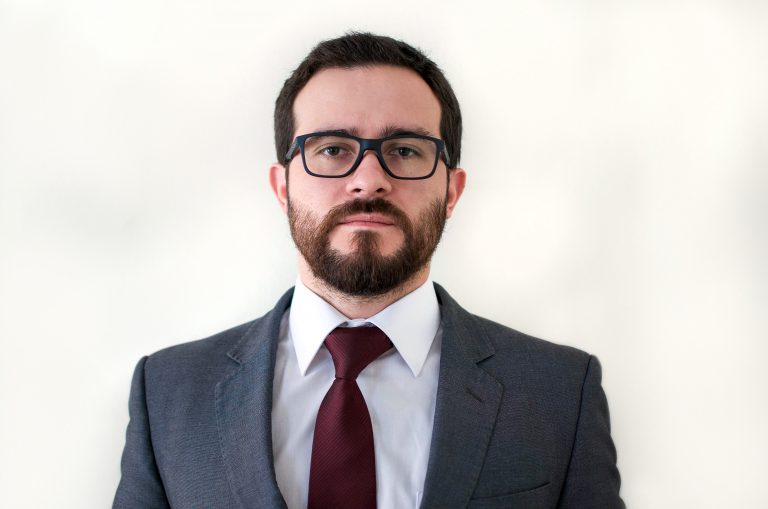 Conociendo a Sebastián Sotelo, Asesor Legislativo y colaborador del ...